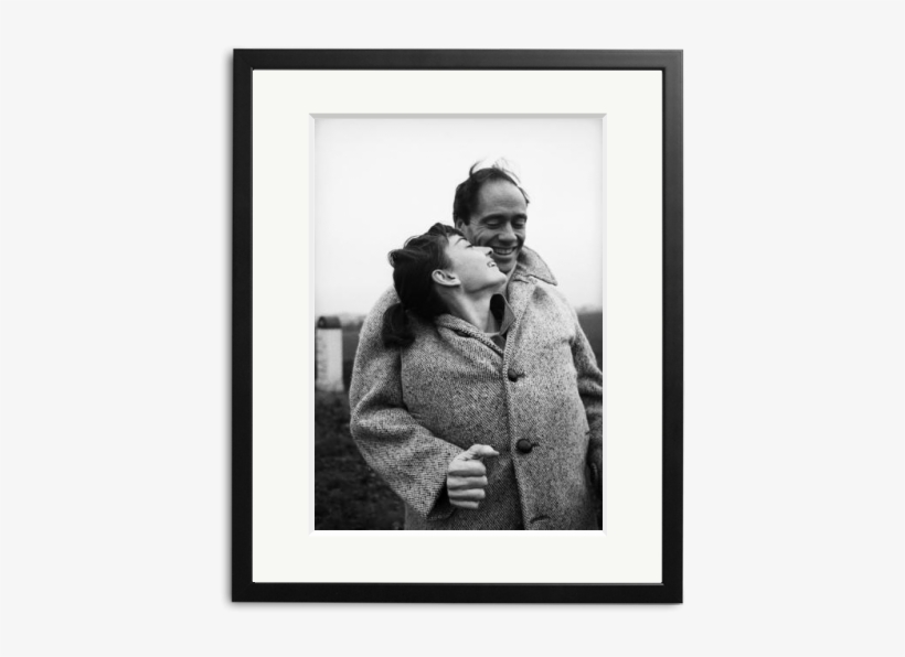 Audrey Hepburn - Audrey Hepburn Photo Frame PNG Image | Transparent PNG ...