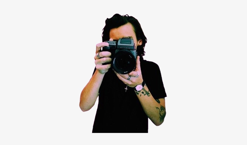 2 - Harry Styles Com Camera PNG Image | Transparent PNG Free Download ...