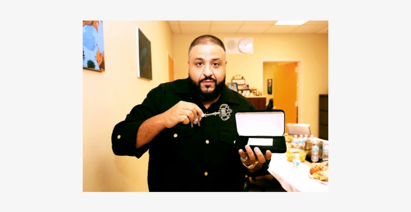 “the Key Is To Make It - Dj Khaled With A Key PNG Image | Transparent ...