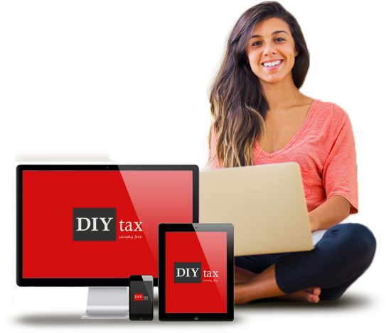 Girl Computer Diy - Girl Working On Computer Png (543x469), Png Download