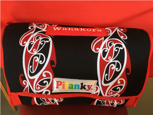 Pilanky Black Red Swirls - Coca-cola (600x600), Png Download