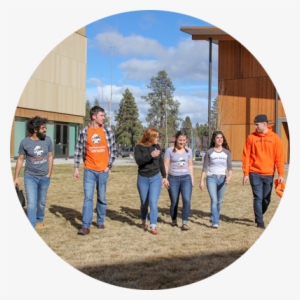 Students Walking On Campus - Arch PNG Image | Transparent PNG Free ...
